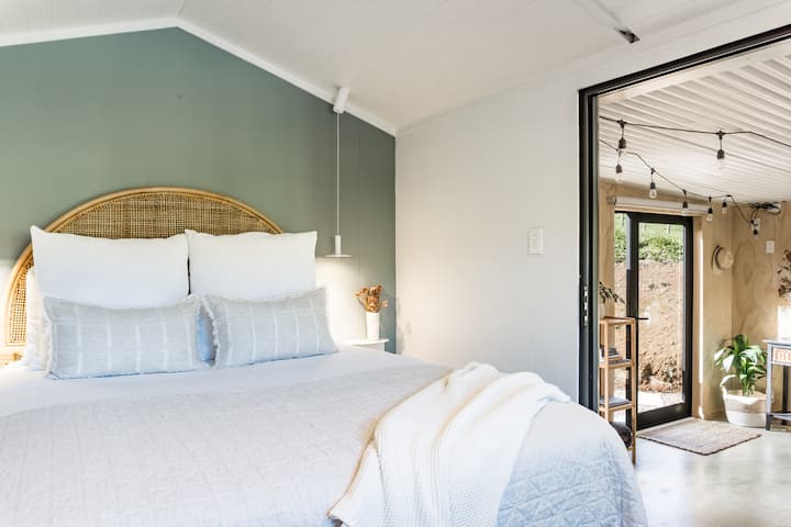 Cosy Cabin Escape | 1 Ngt. Stays - Raglan