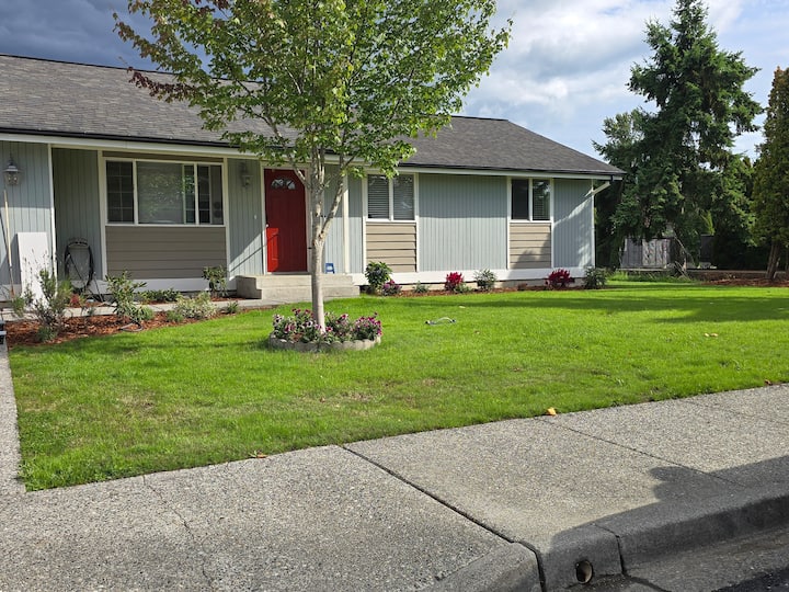 Uptown 35 ! - Mount Vernon, WA