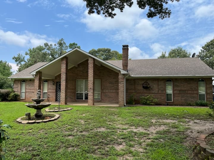 Williams Retreat - Tyler, TX
