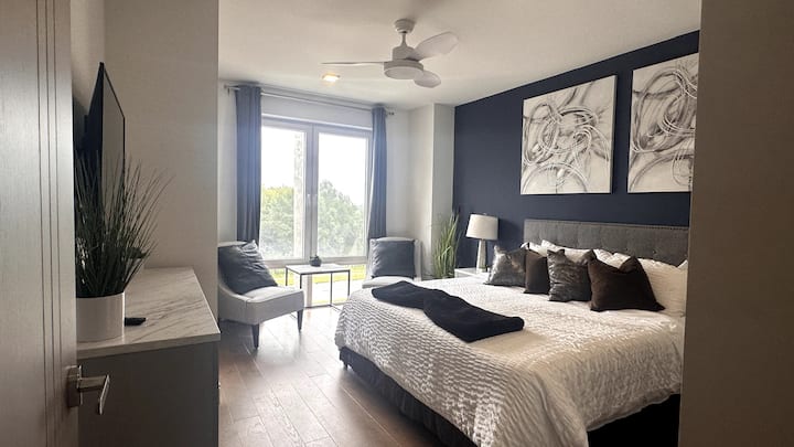 Modern 3rd Floor 1 Bdrm 325 - Madison