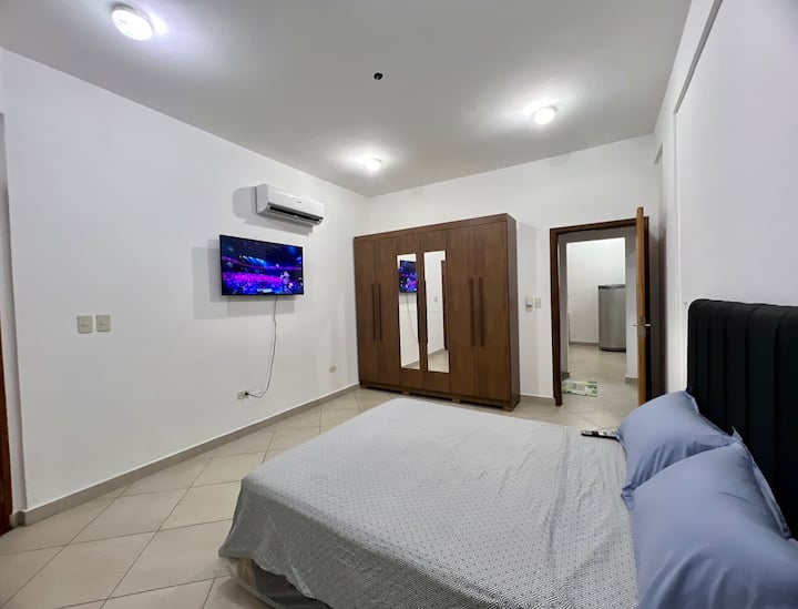 Cómodo Departamento En Edificio - Asunción