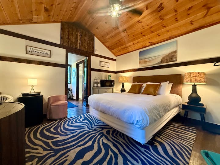 Happy Hideaway Historic Eureka Spring - Eureka Springs, AR