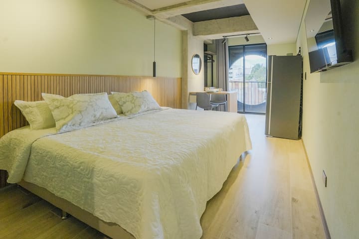 Estudio Deluxe Con Cama Extra Grande - Medellin, Antioquia, Colombia
