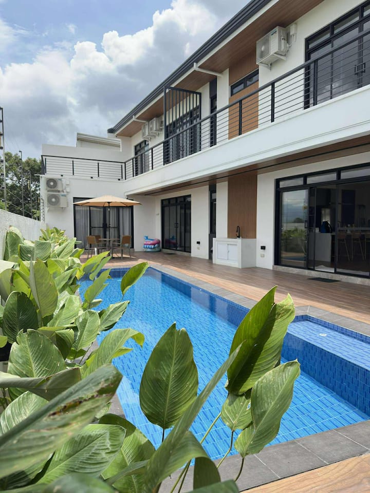 Farm View Modern 3br Pool Home - Hermosa