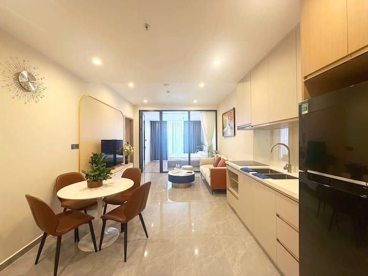 2 Beds Room Luxury Icon40 Near Beach, New, Cheap - Tuần Châu
