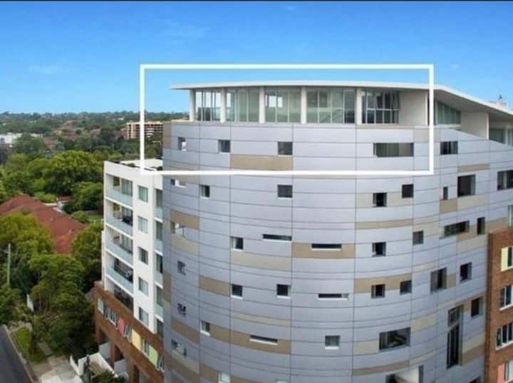 Luxury 2 Level Penthouse With Stunning Sydney View - Strathfield