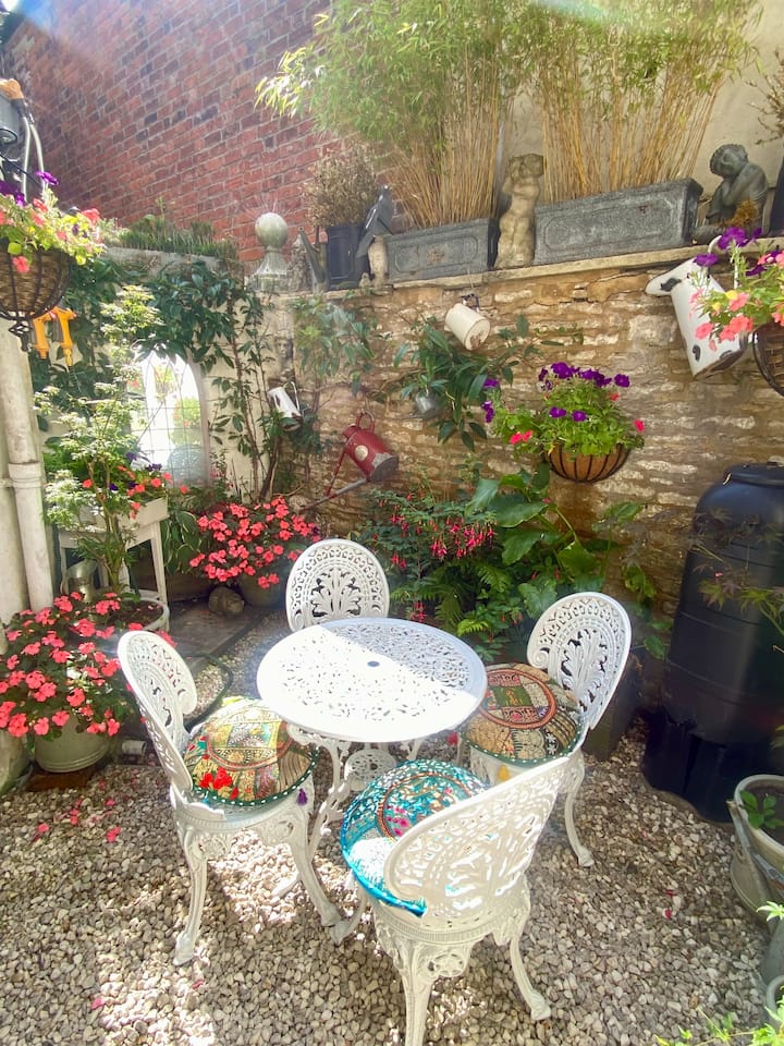 The Courtyard Apartment - Cirencester