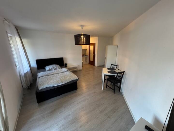 Wohnung In Karlsruhe-waldstadt - Karlsruhe