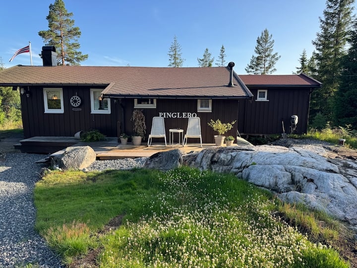 Koselig Hytte Med Egen Badeplass - Norway