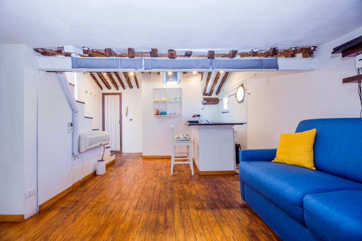 Buhardilla Degli Indoratori - 熱拿亞