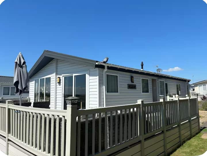 Beautiful Sea View Lodge - エセックス