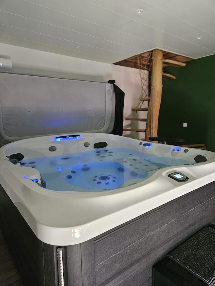 L'instant A2 Jacuzzi & Sauna Privatifs - Moirans-en-Montagne