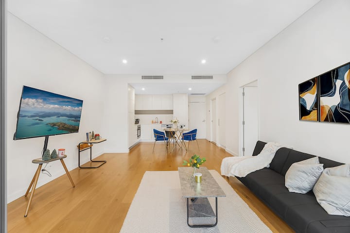 Spacious 1 Br With Skyview Pool Gym In Macquarie - Ryde