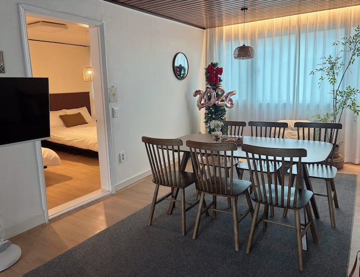 50평단독주택#최대9인#방3개#침대5개#레트로감성숙소#코코하우스 - Daejeon