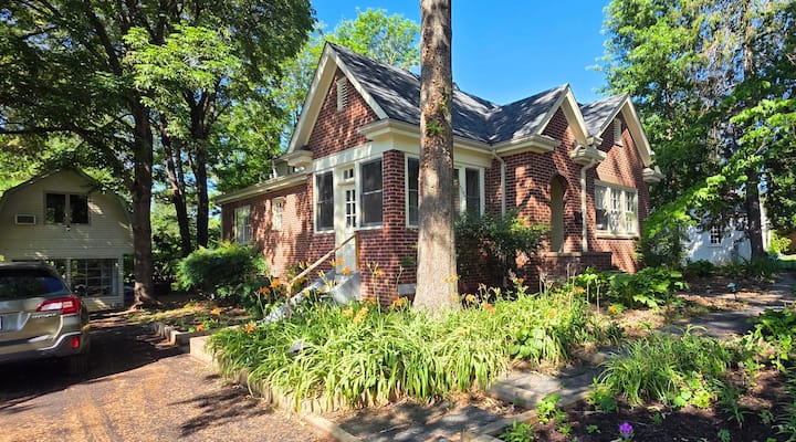 Adorable, Cozy And Bright. Near To Uva & Downtown. - Charlottesville, VA