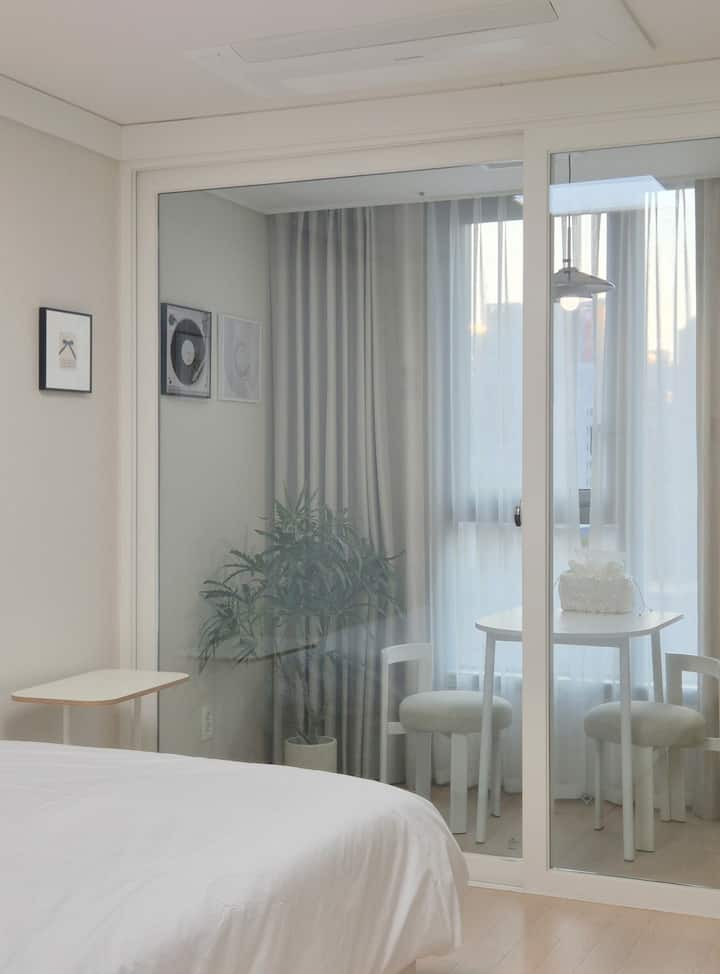 [쉼, 610]mrt 3line L 공항버스 L 모던 - South Korea