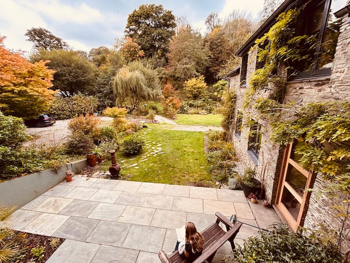 Family Home In Magical Forest Garden Near Totnes. - Totnes