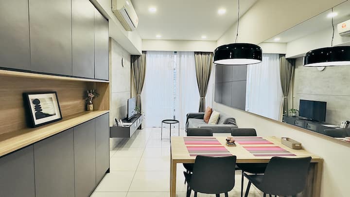 Balcony Cityscape V @ The Robertson Residence 36f - Kuala Lumpur