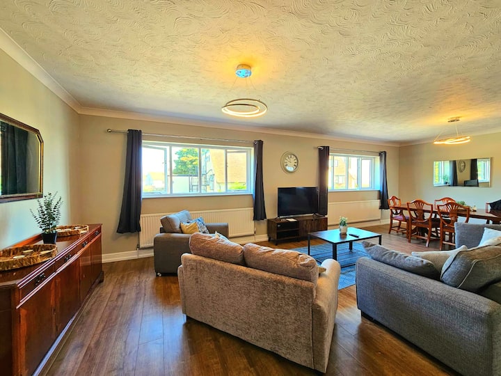Apartment For 8 @ The Kensington - Great Yarmouth