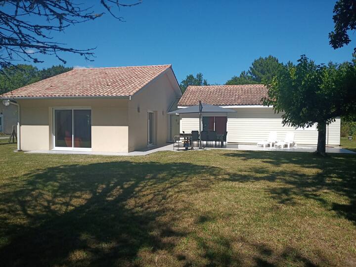 Maison, Terrasse Et Grand Jardin - Sanguinet