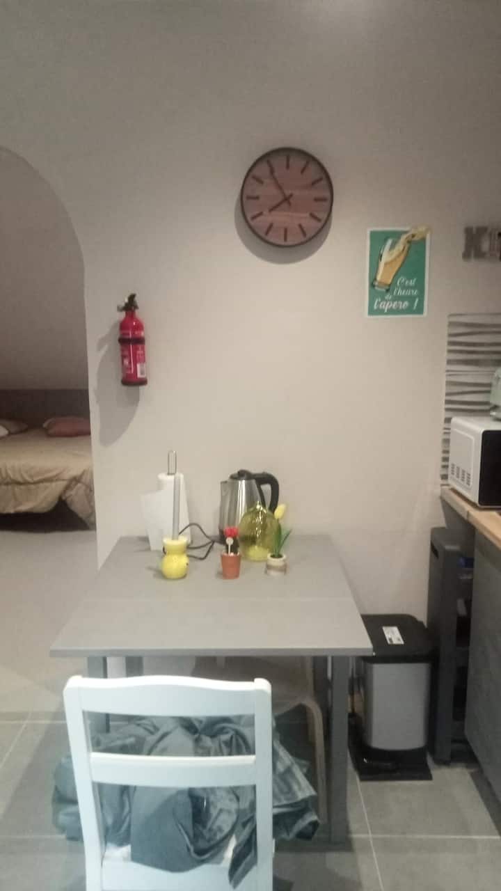 Petit Appartement Cosy - Sainte-Geneviève-des-Bois