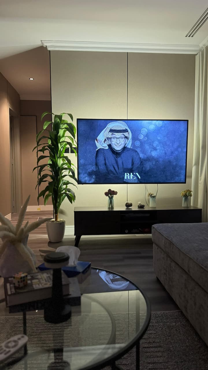 (شقة فندقية (غرفة وصاله بموقع مميز، دخول ذكي - Riad