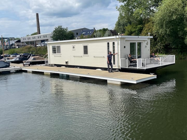 House Boat In Natuurgebied - Wijk bij Duurstede
