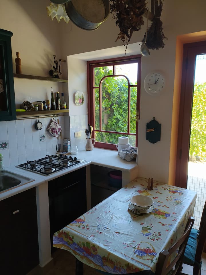 Casa Con Giardino Fronte Mar Tirreno - Messina