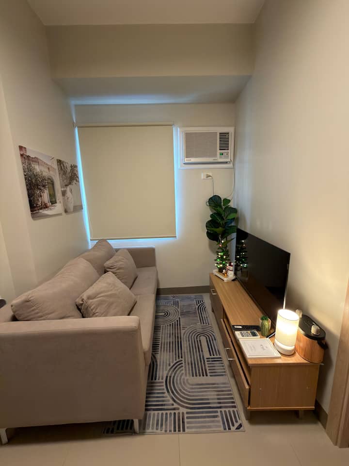 2 Bedroom Cozy Hideaway + Pool View - San Mateo