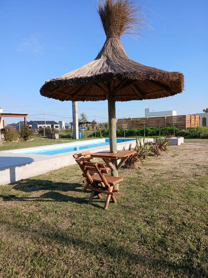 Casa De Campo En Uribelarrea - Argentina