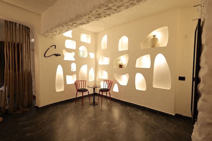 Airnest Stays - Casa With Jacuzzi - Lucknow