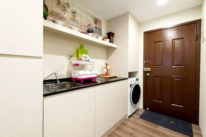 3 Private Rooms(same Floor) - Taiwan