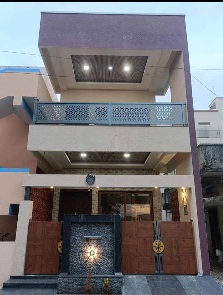 Surabhi Guest
House ( 2 Bhk House) - Davangere
