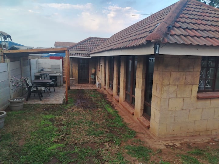 Puravida Guesthouse - Umkomaas