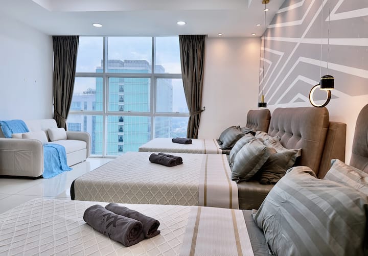 Jb Ksl Mall 18-20pax Privatelift Smarttv75inc*a265 -