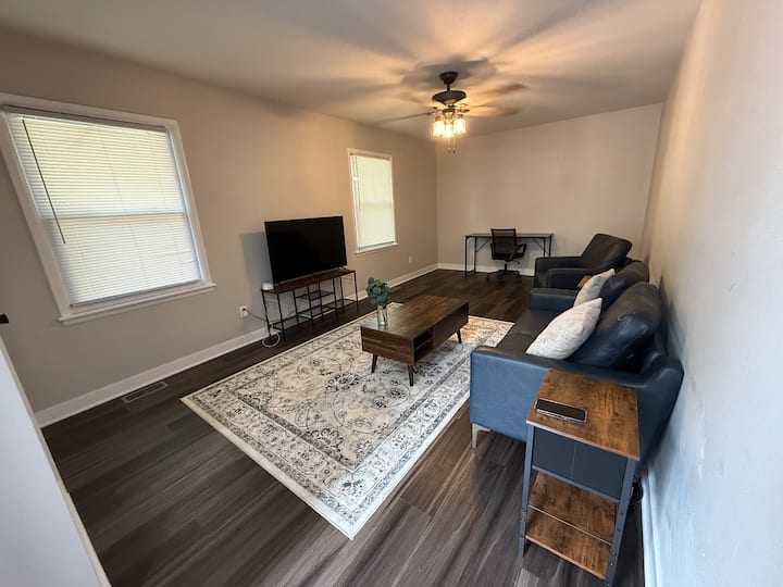 Renovated 3 Bedroom House - オーエンズボロ, KY