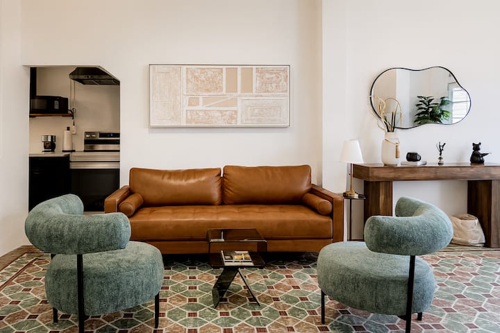 Beach + City Life • Solar Power • Walk Everywhere - San Juan