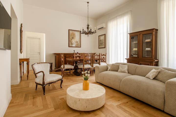 3br By The Duomo • Titta & Lello Naples - Naples