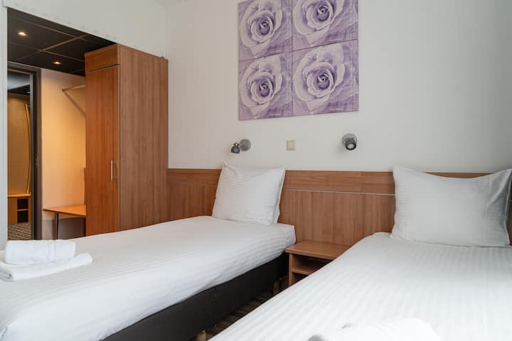 Economy Twin Room Flexible - Hillegom