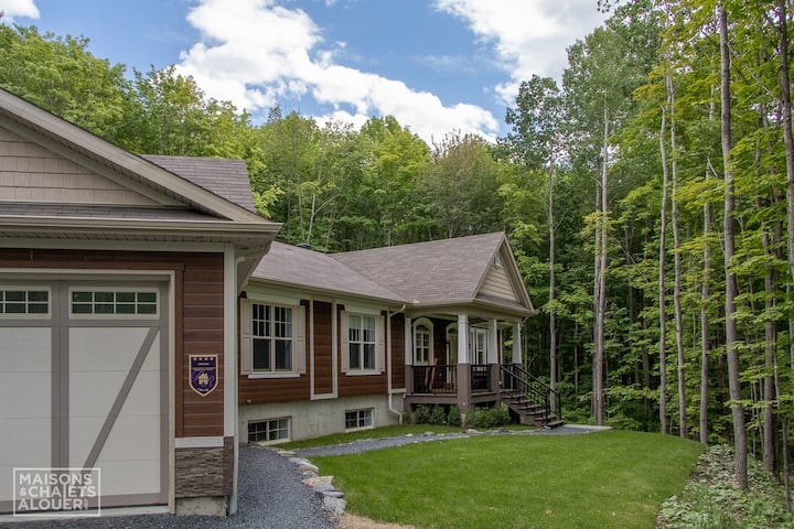 L'émeraude | Piscine | Spa | Boisé | Unique - Sherbrooke