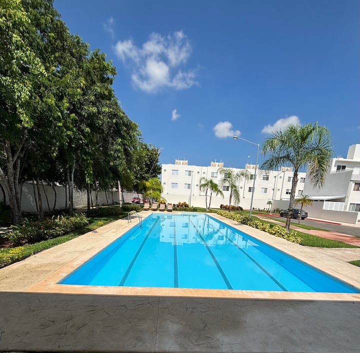 Casa Brisa
A Minutos Del Aeropuerto Y Tren Maya - Cancún