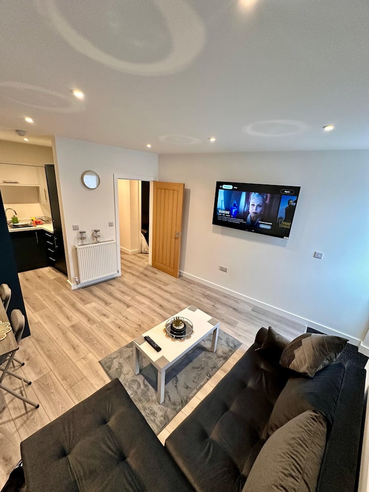 City Centre 2br Apt.|sleeps 6 |Parking|wifi |Arena - Nottingham