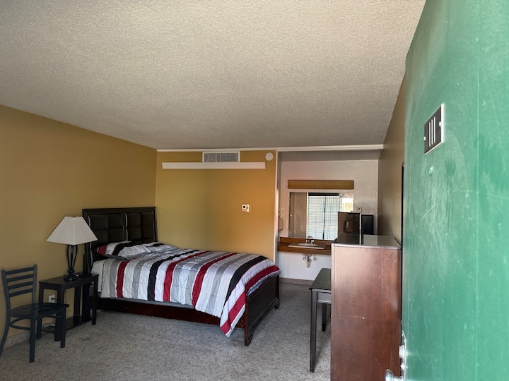 Centrally Located. Cozy N Clean - Copper Falls State Park, Mellen