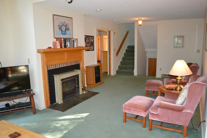 Coach Road Townhouse - Woodstock, VT