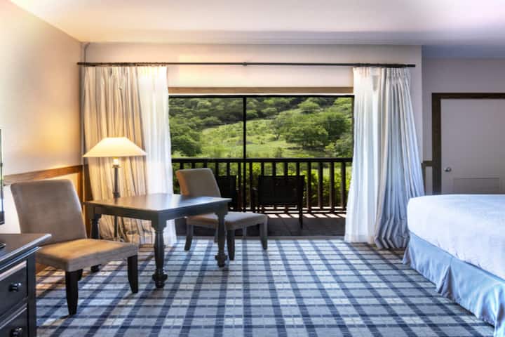 Hill Country Resort Stay | Boerne, Tx - Boerne, TX