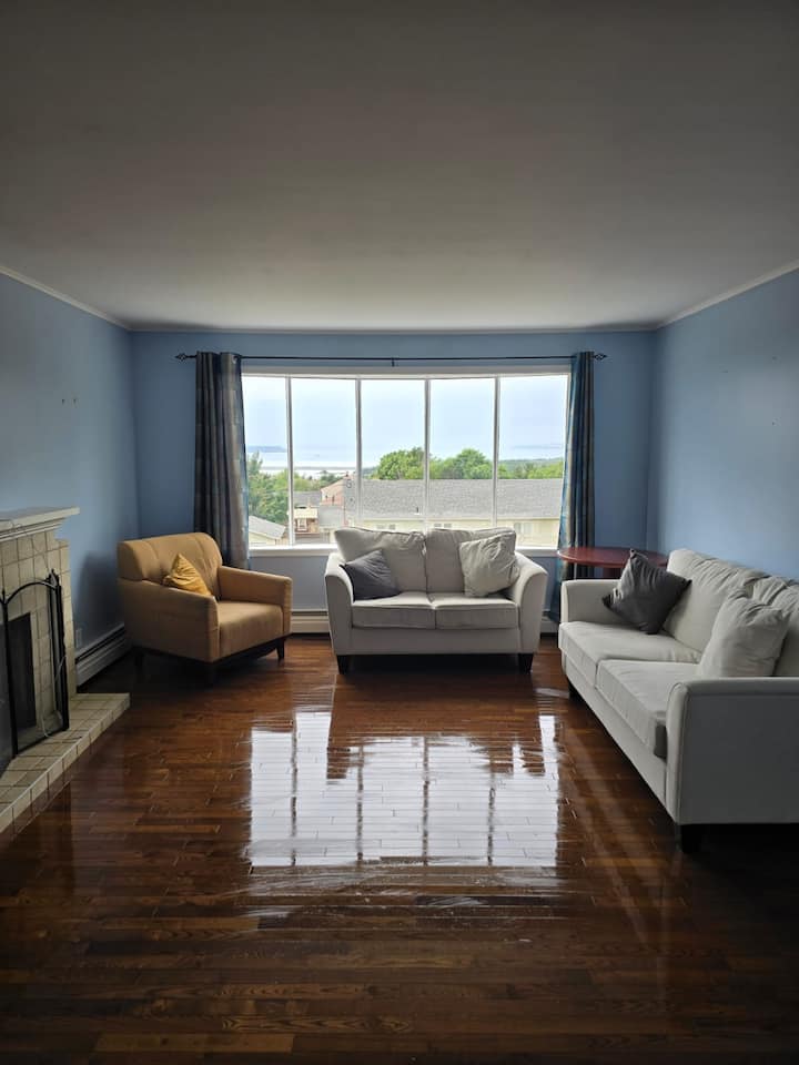 Upstairs Apartment In Manuel's - Paradise