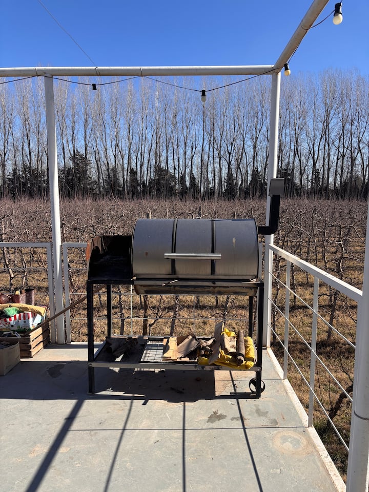 Depto. Moderno En Una Chacra - Centenario