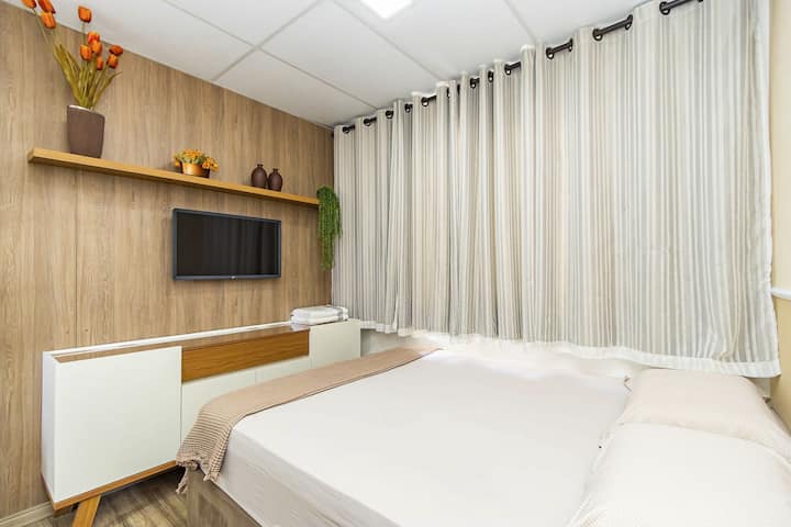 Private Studio | With Parking | 8 Min To The Airport - São José dos Pinhais