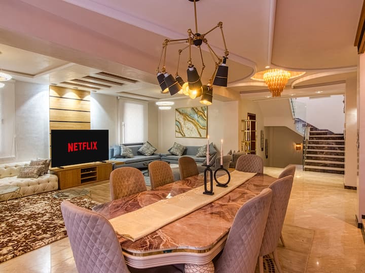 Luxe Villa Pool & Free Parking - Agadir