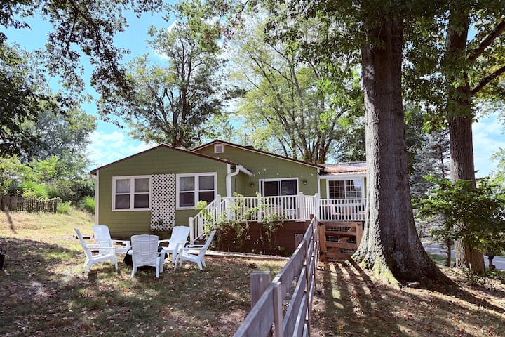 *New Listing* The Float House At Buckeye Lake - Buckeye Lake, OH